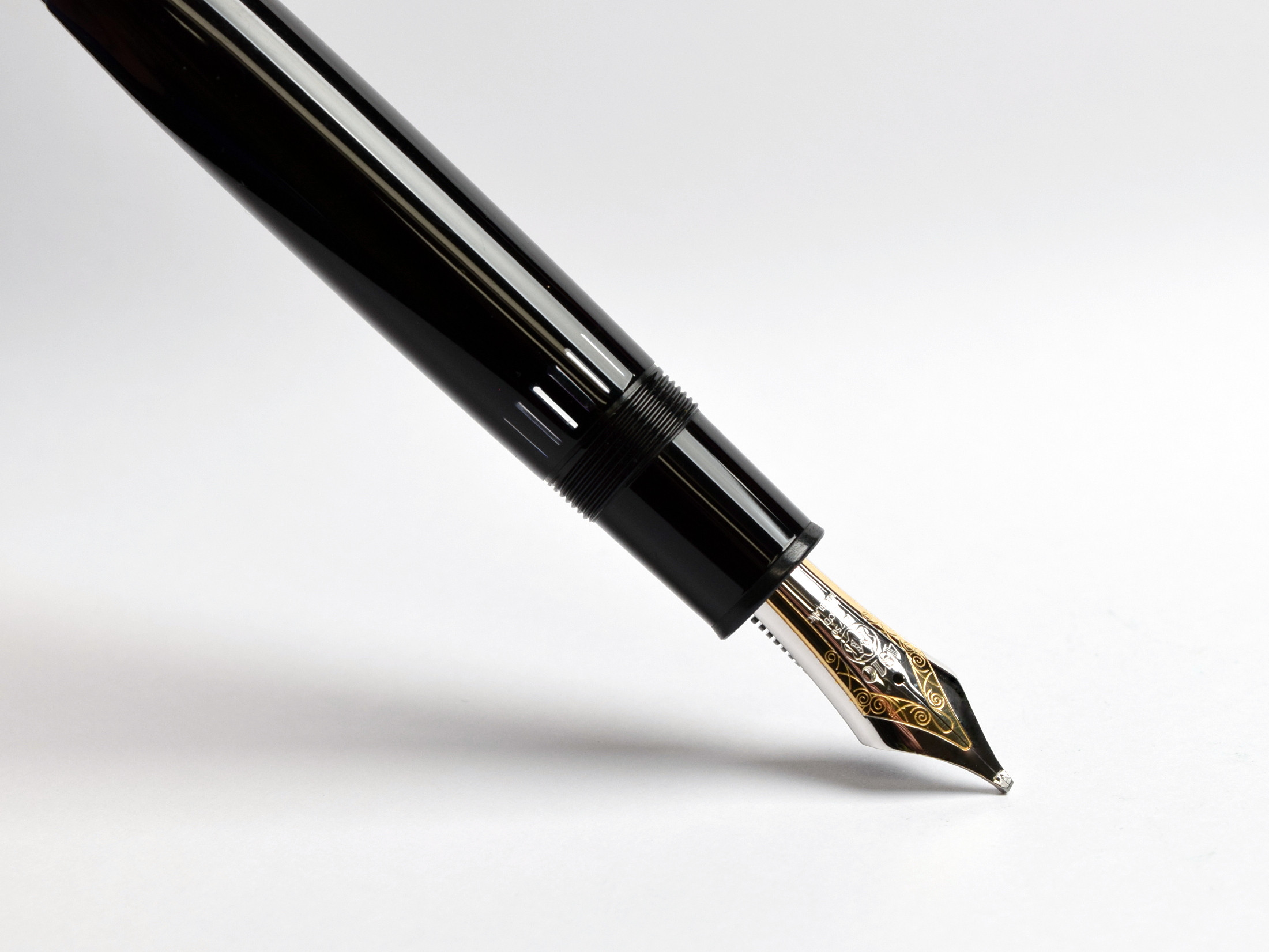 The Legendary MONTBLANC No. 149 White Gold / Platinum "The Cigar Pen ...