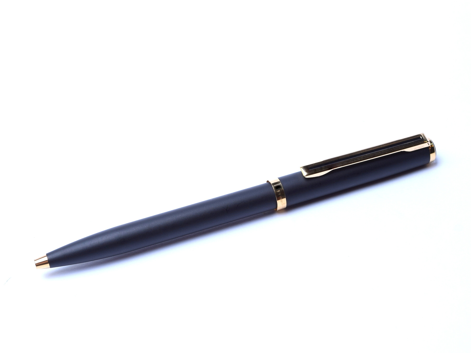 1980's Modern Oversize Reform Matte Black & Gold Ballpoint Pen