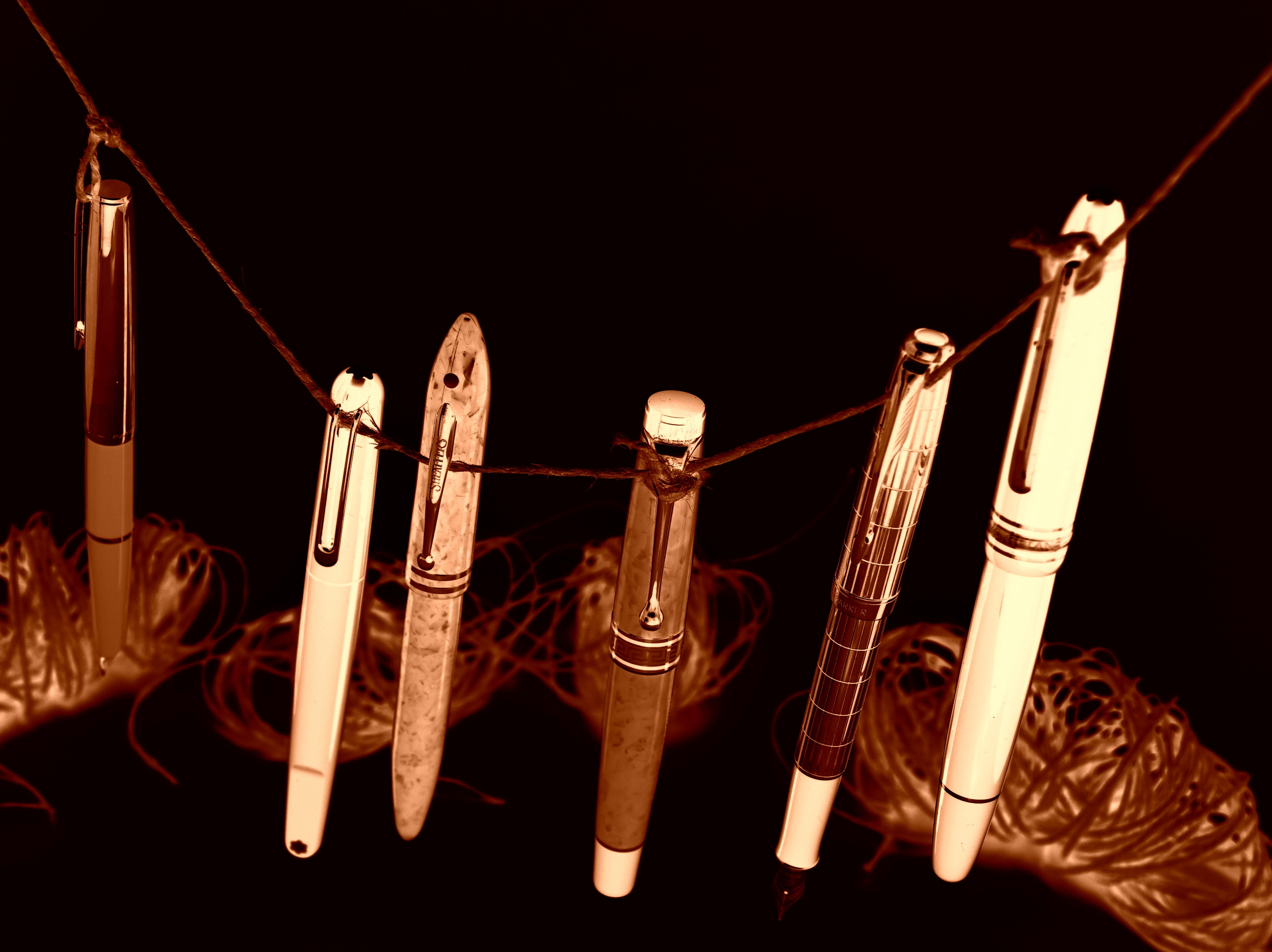 Scary Pens Gallery Halloween special fountain pen photo session