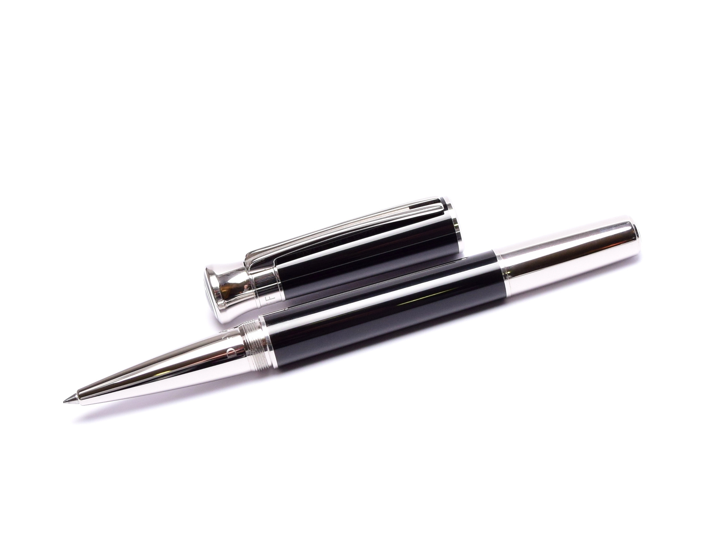 Davidoff Velero Silver & Black Lacquer Oversize Rollerball Pen Made in ...