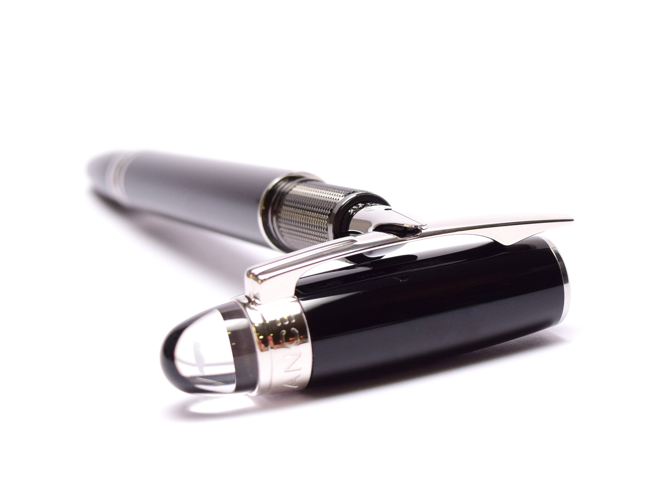 Classic Montblanc STARWALKER Precious Midnight Black Resin & Platinum ...