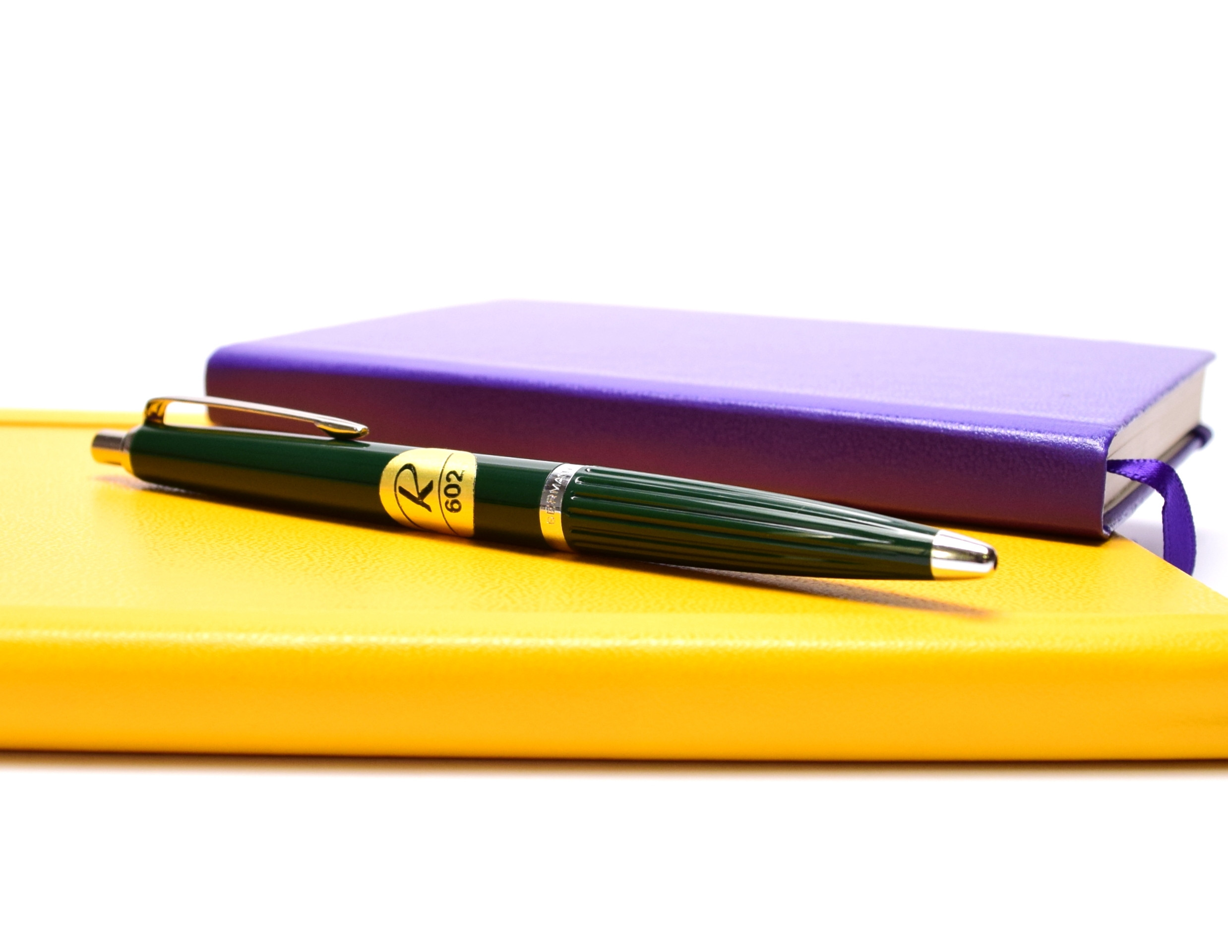 Rare Reform No.602 Unique Olive Green Special Push Button Ballpoint Pen ...