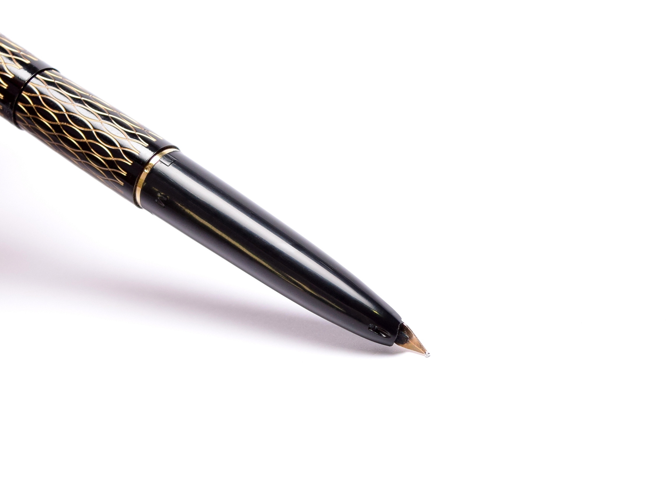 Lady Sheaffer 632 Black Enamel & Gold Tulle Net M Medium Triumph Point ...