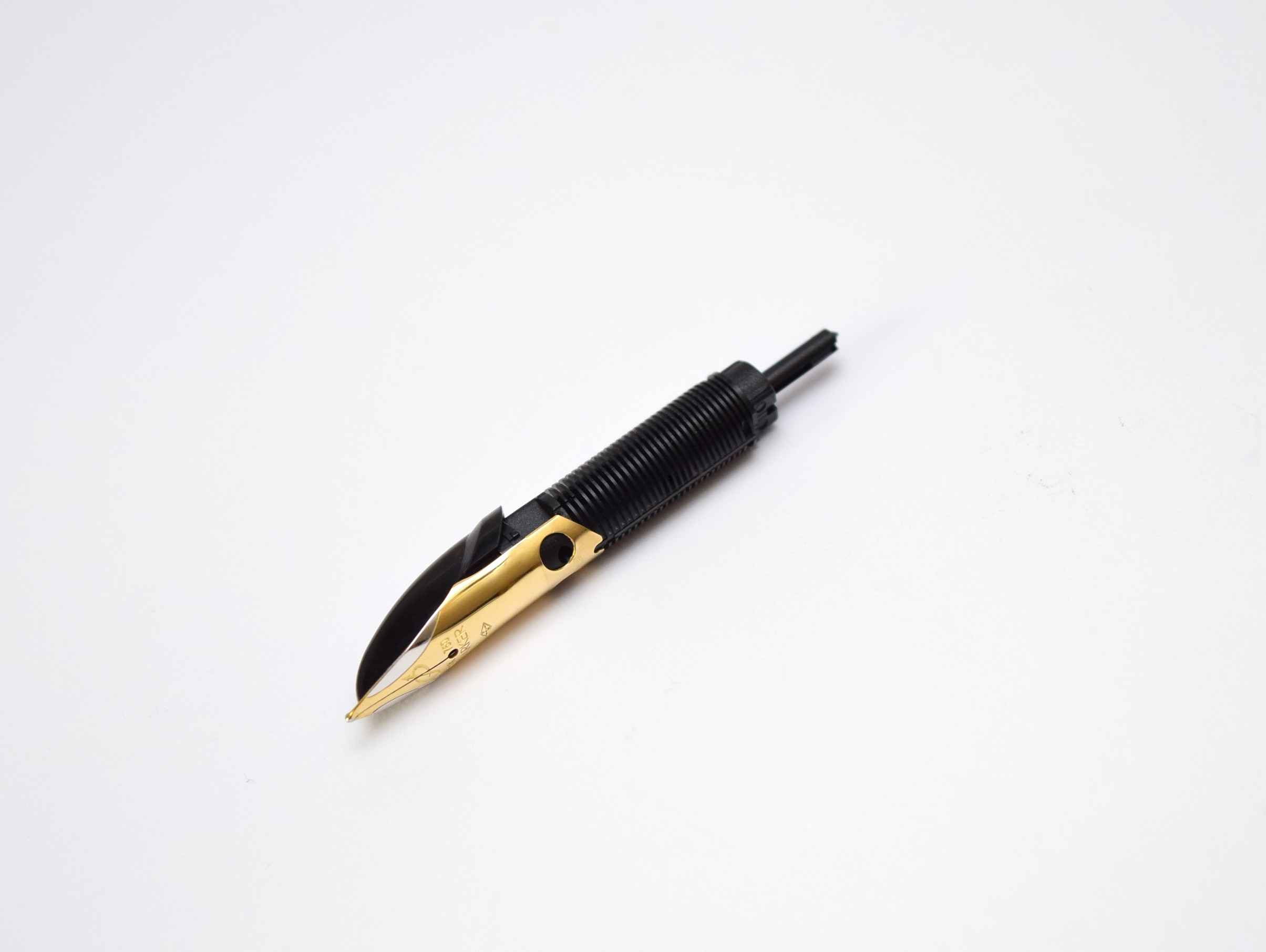 Massive 2000 Parker Ellipse Thick Lacquer and Black Resin Fountain Pen ...