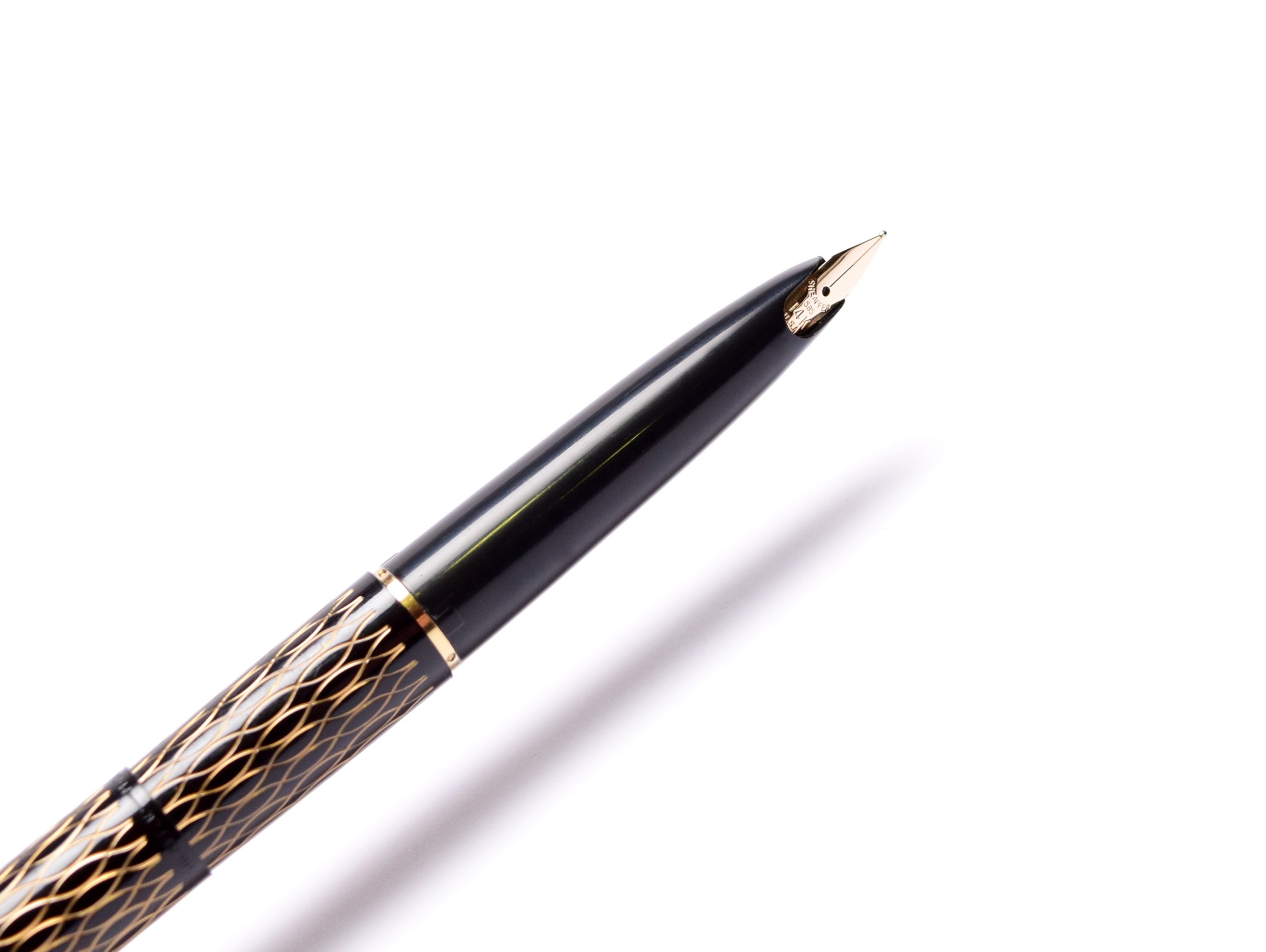 Lady Sheaffer 632 Black Enamel & Gold Tulle Net M Medium Triumph Point ...