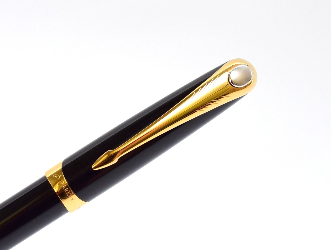 Massive 2000 Parker Ellipse Thick Lacquer and Black Resin Fountain Pen ...