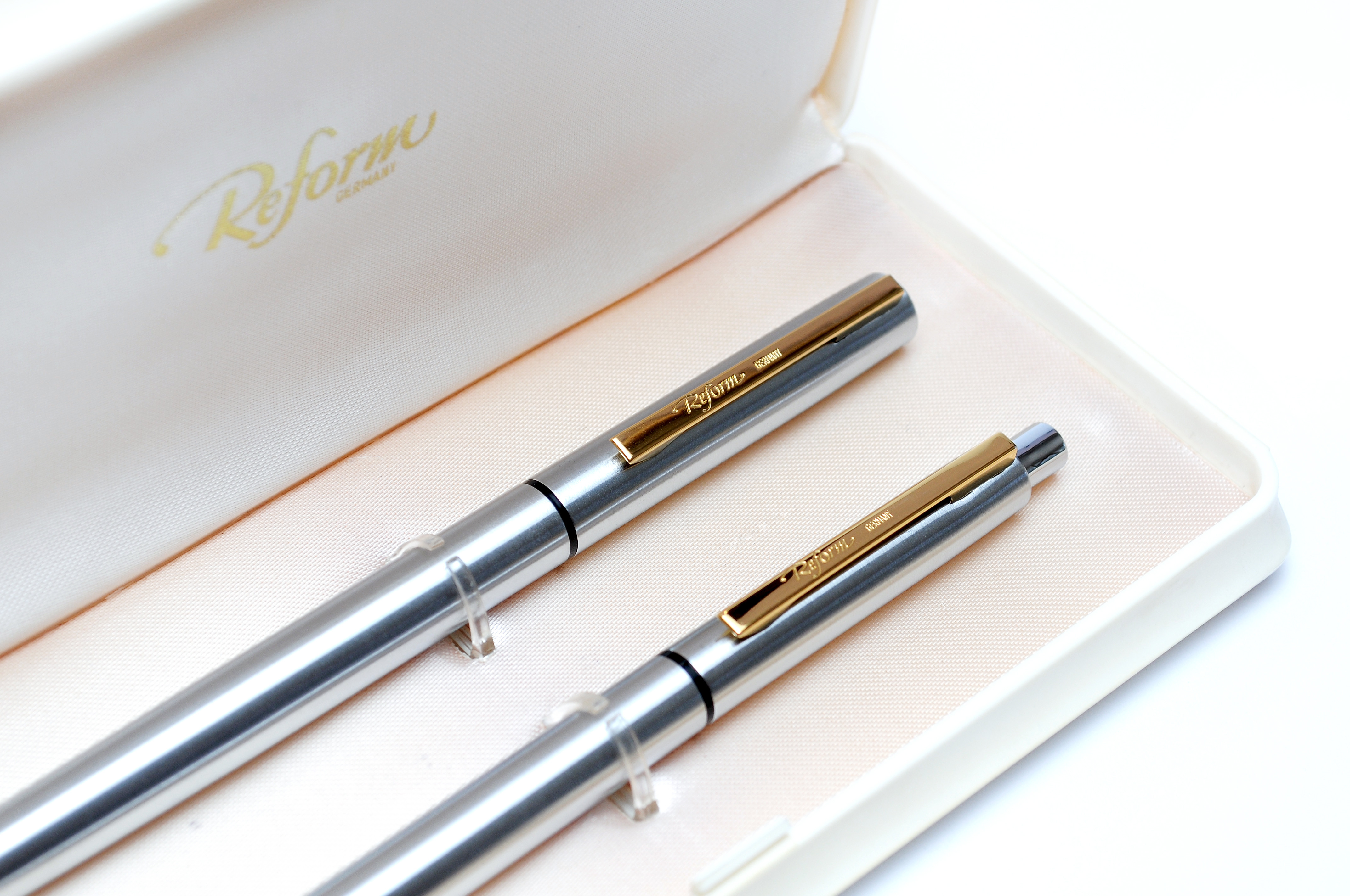 Vintage 80's Reform Brushed Matte Steel EF Gold Nib Fountain ...