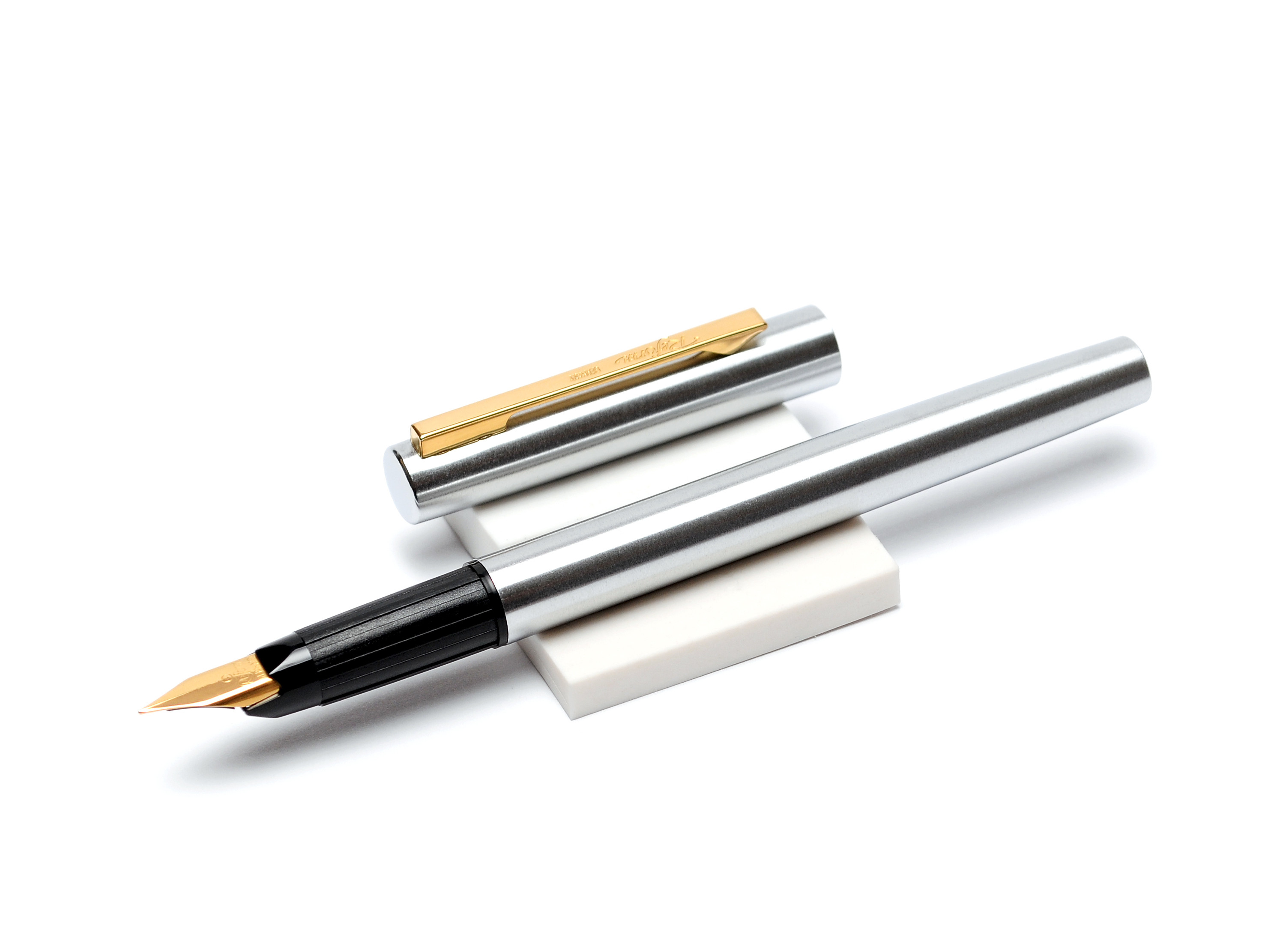 Vintage 80's Reform Brushed Matte Steel EF Gold Nib Fountain ...